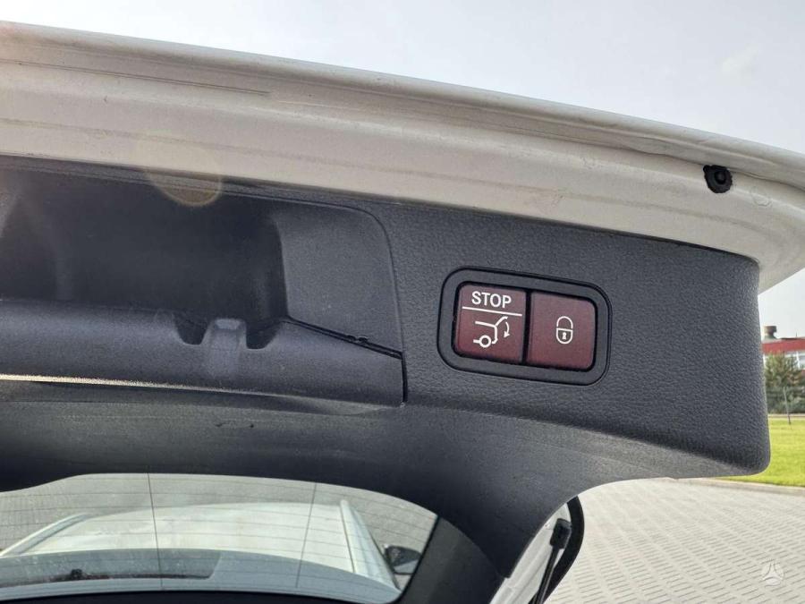 Balts Mercedes-Benz C 250 2015 Telšiai, ar dzinēja tilpumu 2.14 L un nobraukumu 259 tūkst. km par 11300 €, foto 22 vietnē AUTOMOTO.COM.LV