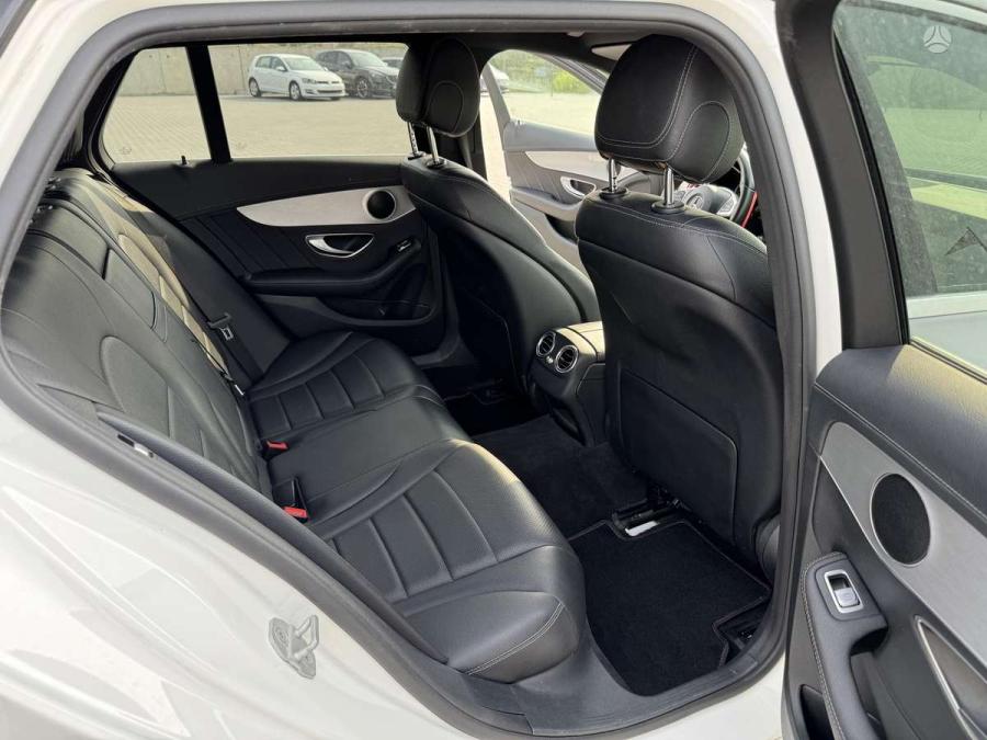 Balts Mercedes-Benz C 250 2015 Telšiai, ar dzinēja tilpumu 2.14 L un nobraukumu 259 tūkst. km par 11300 €, foto 23 vietnē AUTOMOTO.COM.LV