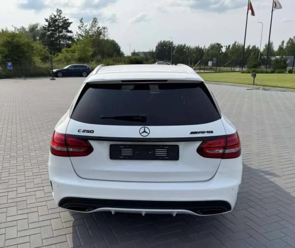 Balts Mercedes-Benz C 250 2015 Telšiai, ar dzinēja tilpumu 2.10 L un nobraukumu 258 tūkst. km par 11290 €, foto 9 vietnē AUTOMOTO.COM.LV