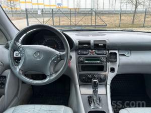 Blue Mercedes-Benz c-270 2002 in Riga, with an engine capacity of 2.70 L and mileage of 255 thousand km for 1700 €, photo 13 on AUTOMOTO.COM.LV