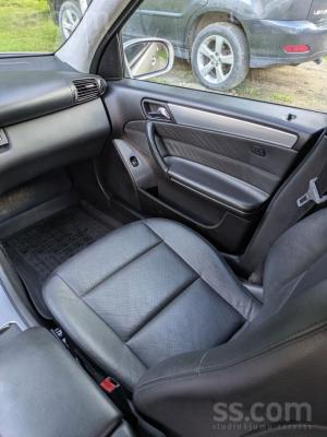 Brūns Mercedes-Benz c-270 2005 Gulbene, ar dzinēja tilpumu 2.70 L un nobraukumu 270 tūkst. km par 3250 €, foto 10 vietnē AUTOMOTO.COM.LV