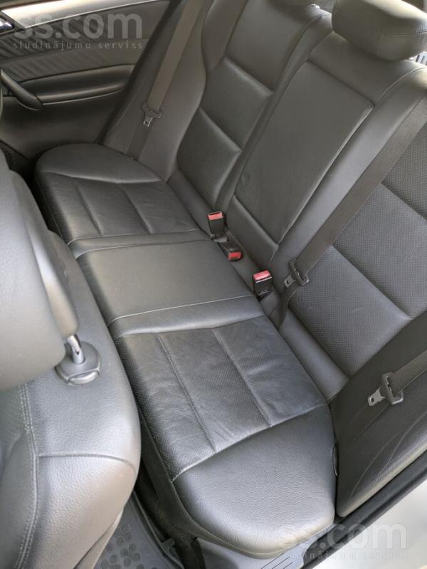 Brūns Mercedes-Benz c-270 2005 Gulbene, ar dzinēja tilpumu 2.70 L un nobraukumu 268 tūkst. km par 2950 €, foto 7 vietnē AUTOMOTO.COM.LV