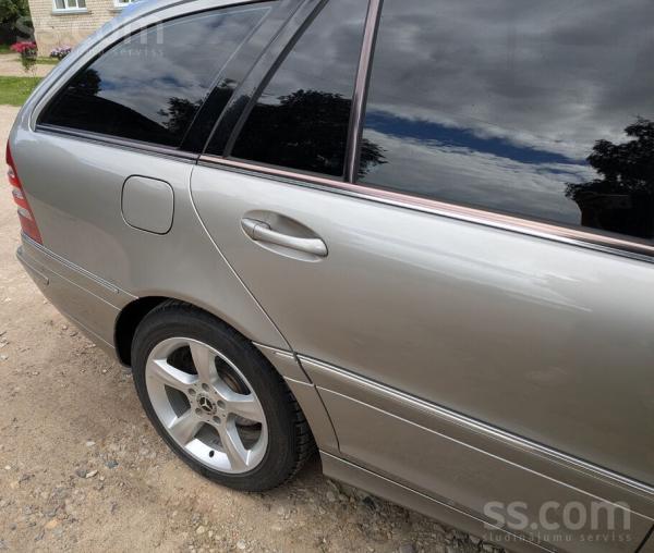 Brūns Mercedes-Benz c-270 2005 Gulbene, ar dzinēja tilpumu 2.70 L un nobraukumu 270 tūkst. km par 2950 €, foto 6 vietnē AUTOMOTO.COM.LV