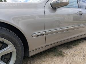 Brown Mercedes-Benz c-270 2005 in Gulbene, with an engine capacity of 2.70 L and mileage of 270 thousand km for 2950 €, photo 11 on AUTOMOTO.COM.LV