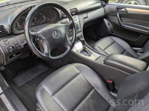 Brown Mercedes-Benz c-270 2005 in Gulbene, with an engine capacity of 2.70 L and mileage of 270 thousand km for 2950 €, photo 12 on AUTOMOTO.COM.LV