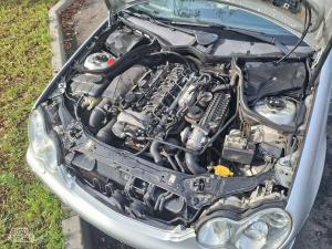 Grey Mercedes-Benz c-270 2002 in Vilnius, with an engine capacity of 2.70 L and mileage of 266 thousand km for 1599 €, photo 19 on AUTOMOTO.COM.LV