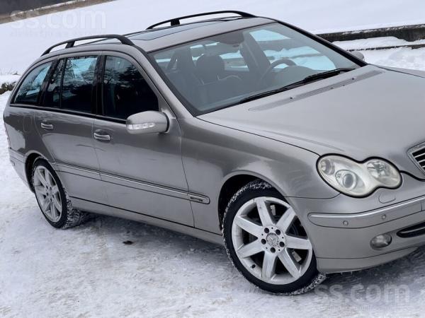 Grey Mercedes-Benz c-270 2004 in Jurmala, with an engine capacity of 2.70 L and mileage of 0 thousand km for 2150 €, photo 2 on AUTOMOTO.COM.LV
