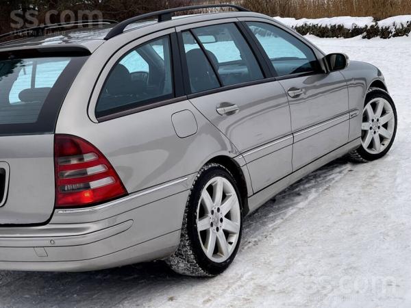 Grey Mercedes-Benz c-270 2004 in Jurmala, with an engine capacity of 2.70 L and mileage of 0 thousand km for 2150 €, photo 8 on AUTOMOTO.COM.LV