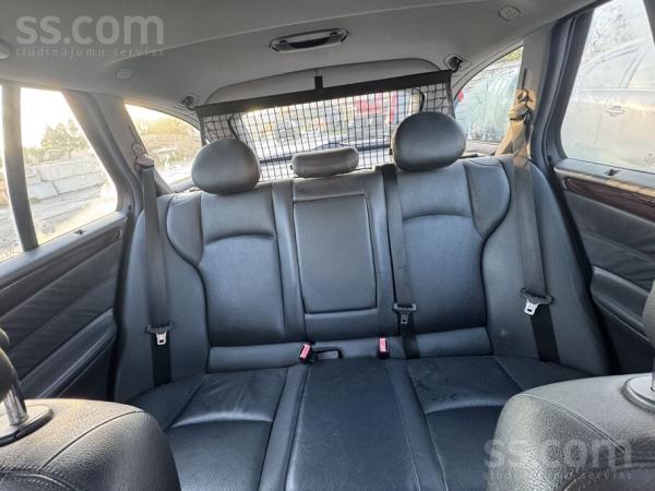 Grey Mercedes-Benz c-270 2004 in Riga, with an engine capacity of 2.70 L and mileage of 365 thousand km for 3000 €, photo 8 on AUTOMOTO.COM.LV