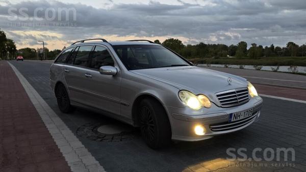 Grey Mercedes-Benz c-270 2004 in Jelgava, with an engine capacity of 2.70 L and mileage of 324 thousand km for 2700 €, photo 7 on AUTOMOTO.COM.LV