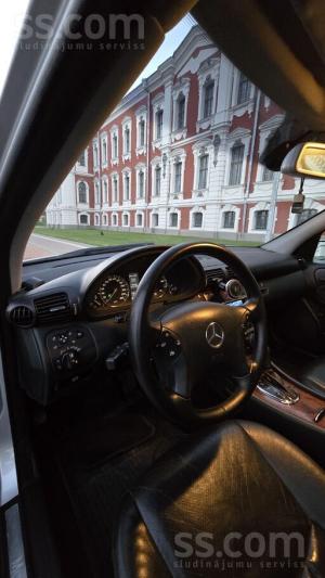 Серый Мерседес Ц 270 2004 в Елгава, объемом двигателя 2.70 л и пробегом 324 тыс. км за 2700 €, фото 12 на AUTOMOTO.COM.LV