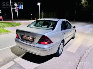Mercedes-Benz c-270 2001 Tukums, ar dzinēja tilpumu 2.70 L un nobraukumu 291 tūkst. km par 2150 €, foto 5 vietnē AUTOMOTO.COM.LV