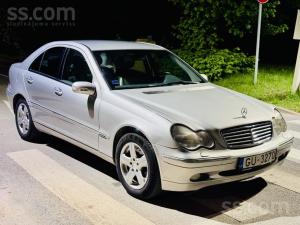Mercedes-Benz c-270 2001 Tukums, ar dzinēja tilpumu 2.70 L un nobraukumu 291 tūkst. km par 2150 €, foto 13 vietnē AUTOMOTO.COM.LV