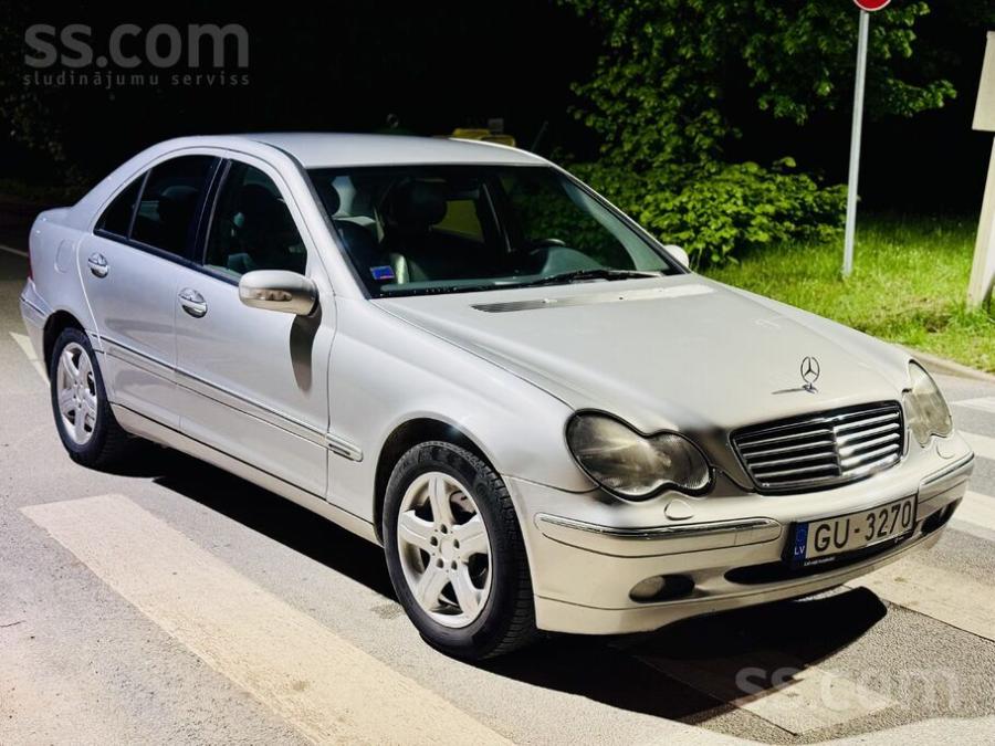 Mercedes-Benz c-270 2001 Tukums, ar dzinēja tilpumu 2.70 L un nobraukumu 291 tūkst. km par 2150 €, foto 13 vietnē AUTOMOTO.COM.LV