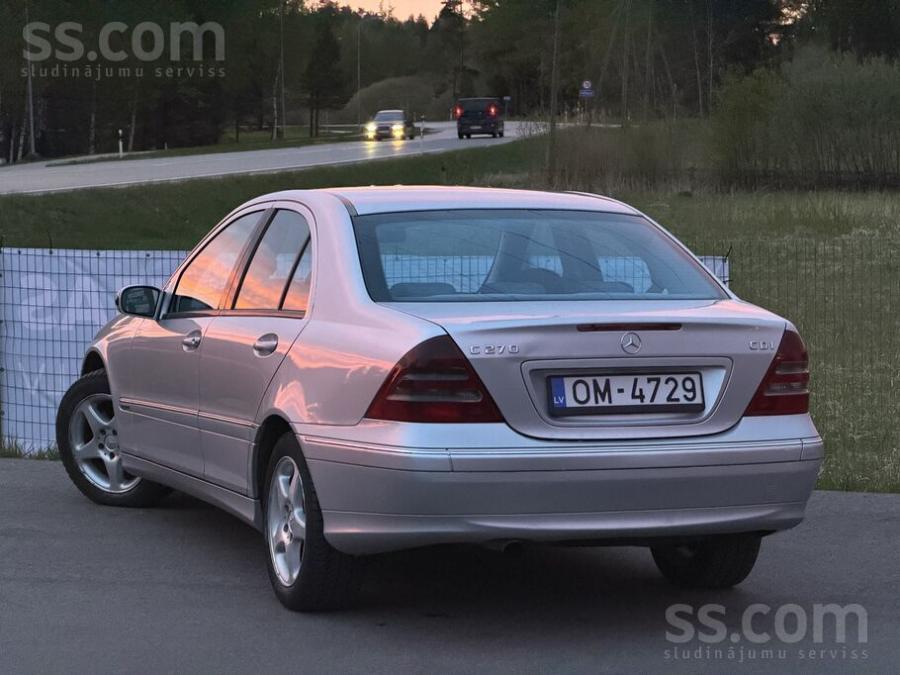 Mercedes-Benz c-270 2001 Ogre, ar dzinēja tilpumu 2.70 L un nobraukumu 261 tūkst. km par 2750 €, foto 7 vietnē AUTOMOTO.COM.LV