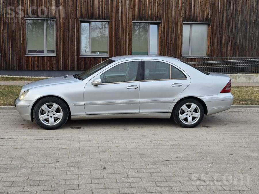 Mercedes-Benz c-270 2001 Tukums, ar dzinēja tilpumu 2.70 L un nobraukumu 299 tūkst. km par 1400 €, foto 3 vietnē AUTOMOTO.COM.LV