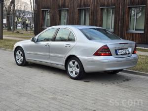 Mercedes-Benz c-270 2001 Tukums, ar dzinēja tilpumu 2.70 L un nobraukumu 299 tūkst. km par 1400 €, foto 4 vietnē AUTOMOTO.COM.LV