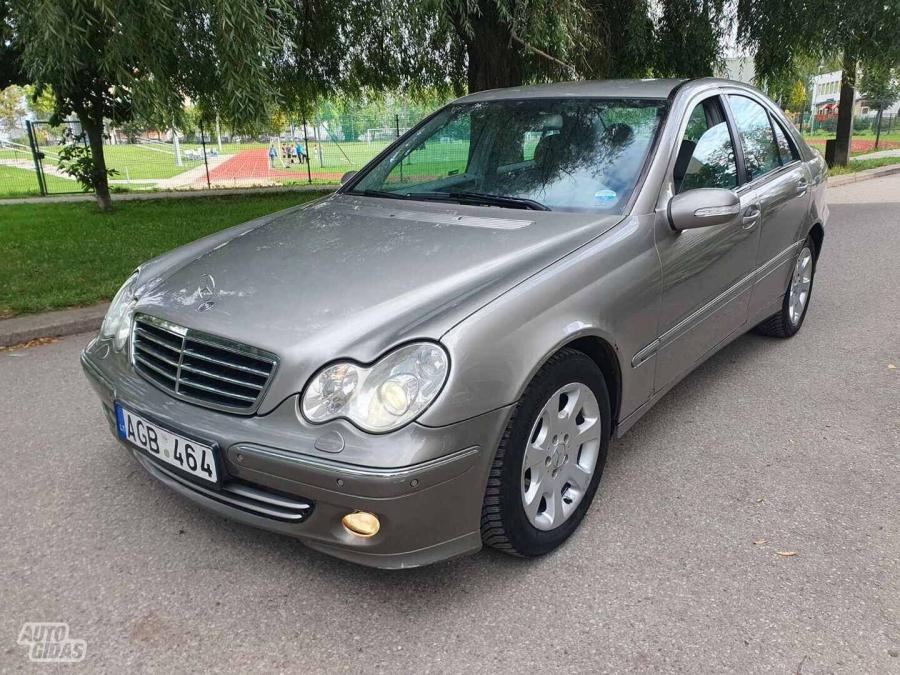 Mercedes-Benz c-270 2005 Kauņa, ar dzinēja tilpumu 2.70 L un nobraukumu 202 tūkst. km par 1950 €, foto 1 vietnē AUTOMOTO.COM.LV