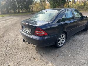 Мерседес Ц 270 2005 в Варена, объемом двигателя 2.70 л и пробегом 330 тыс. км за 2000 €, фото 14 на AUTOMOTO.COM.LV