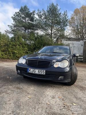 Мерседес Ц 270 2005 в Варена, объемом двигателя 2.70 л и пробегом 330 тыс. км за 2000 €, фото 19 на AUTOMOTO.COM.LV