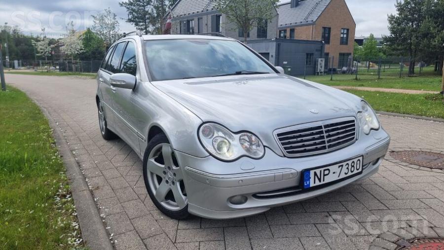 Mercedes-Benz c-270 2002 Rīga, ar dzinēja tilpumu 2.70 L un nobraukumu 358 tūkst. km par 3750 €, foto 1 vietnē AUTOMOTO.COM.LV