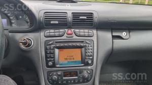 Mercedes-Benz c-270 2002 Rīga, ar dzinēja tilpumu 2.70 L un nobraukumu 358 tūkst. km par 3750 €, foto 10 vietnē AUTOMOTO.COM.LV