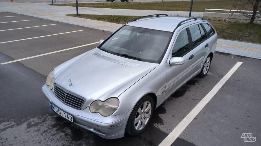 Mercedes-Benz c-270 2003 Klaipėda, ar dzinēja tilpumu 2.70 L un nobraukumu 378 tūkst. km par 1790 €, foto 8 vietnē AUTOMOTO.COM.LV