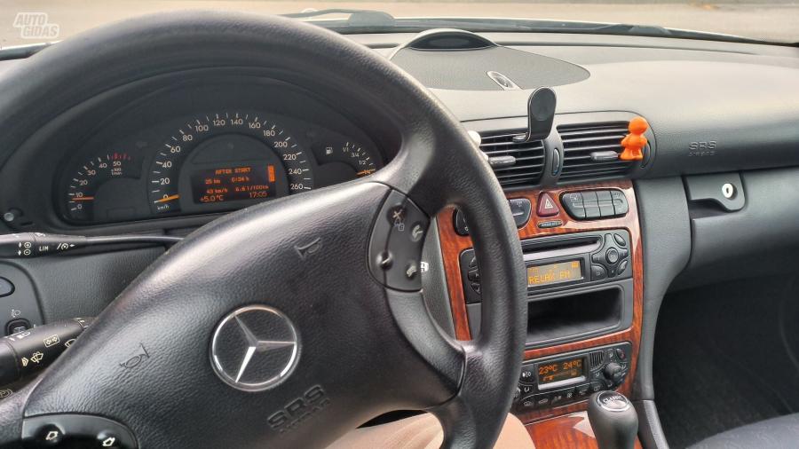 Mercedes-Benz c-270 2003 Klaipėda, ar dzinēja tilpumu 2.70 L un nobraukumu 378 tūkst. km par 1790 €, foto 17 vietnē AUTOMOTO.COM.LV