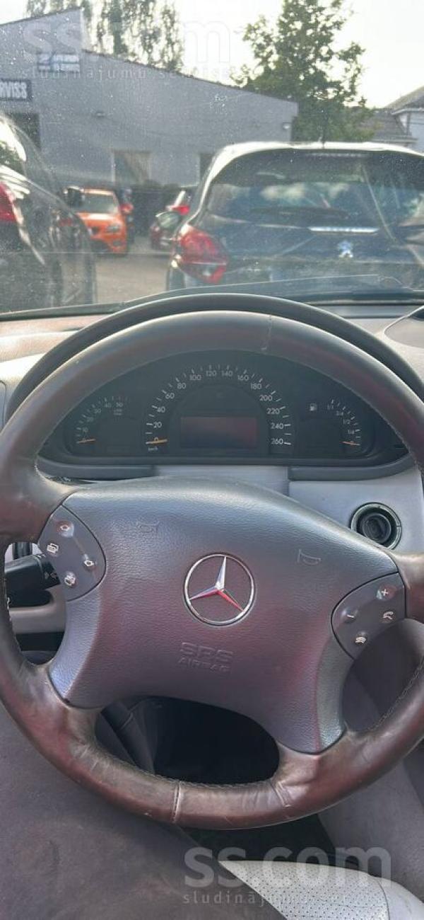 Violets Mercedes-Benz c-270 2003 Rīga, ar dzinēja tilpumu 2.70 L un nobraukumu 416 tūkst. km par 1300 €, foto 4 vietnē AUTOMOTO.COM.LV