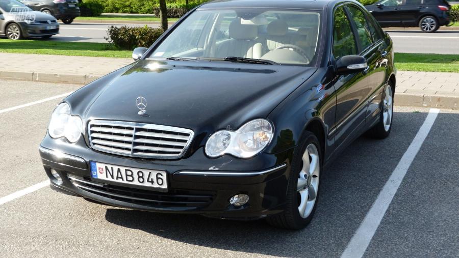 Melns Mercedes-Benz c-280 2007 Viļņa, ar dzinēja tilpumu 3.00 L un nobraukumu 77 tūkst. km par 5999 €, foto 26 vietnē AUTOMOTO.COM.LV