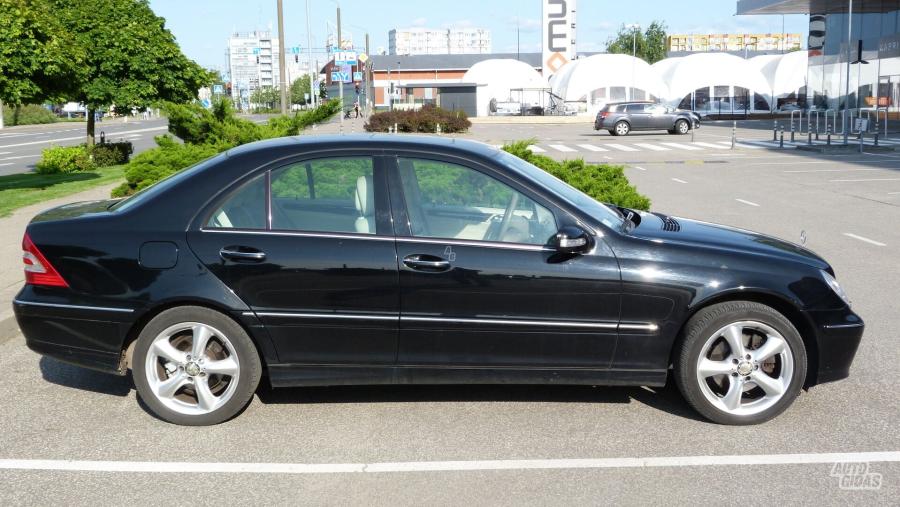 Melns Mercedes-Benz c-280 2007 Viļņa, ar dzinēja tilpumu 3.00 L un nobraukumu 77 tūkst. km par 5999 €, foto 29 vietnē AUTOMOTO.COM.LV