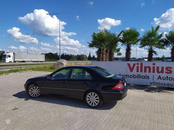Melns Mercedes-Benz c-280 2007 Viļņa, ar dzinēja tilpumu 0.00 L un nobraukumu 78 tūkst. km par 5250 €, foto 1 vietnē AUTOMOTO.COM.LV