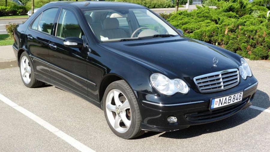 Black Mercedes-Benz c-280 2007 in Vilnius, with an engine capacity of 0.00 L and mileage of 78 thousand km for 5250 €, photo 16 on AUTOMOTO.COM.LV