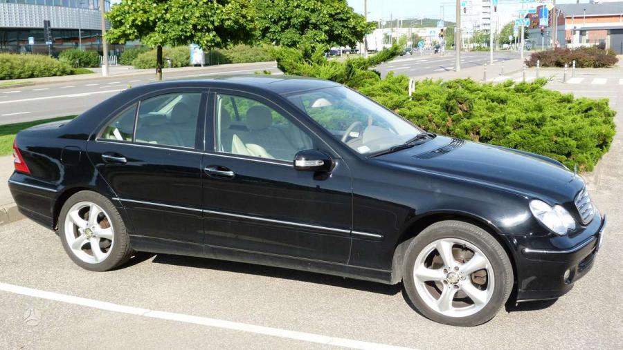 Black Mercedes-Benz c-280 2007 in Vilnius, with an engine capacity of 0.00 L and mileage of 78 thousand km for 5250 €, photo 17 on AUTOMOTO.COM.LV