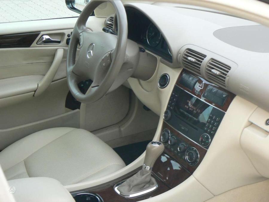 Black Mercedes-Benz c-280 2007 in Vilnius, with an engine capacity of 0.00 L and mileage of 78 thousand km for 5250 €, photo 19 on AUTOMOTO.COM.LV