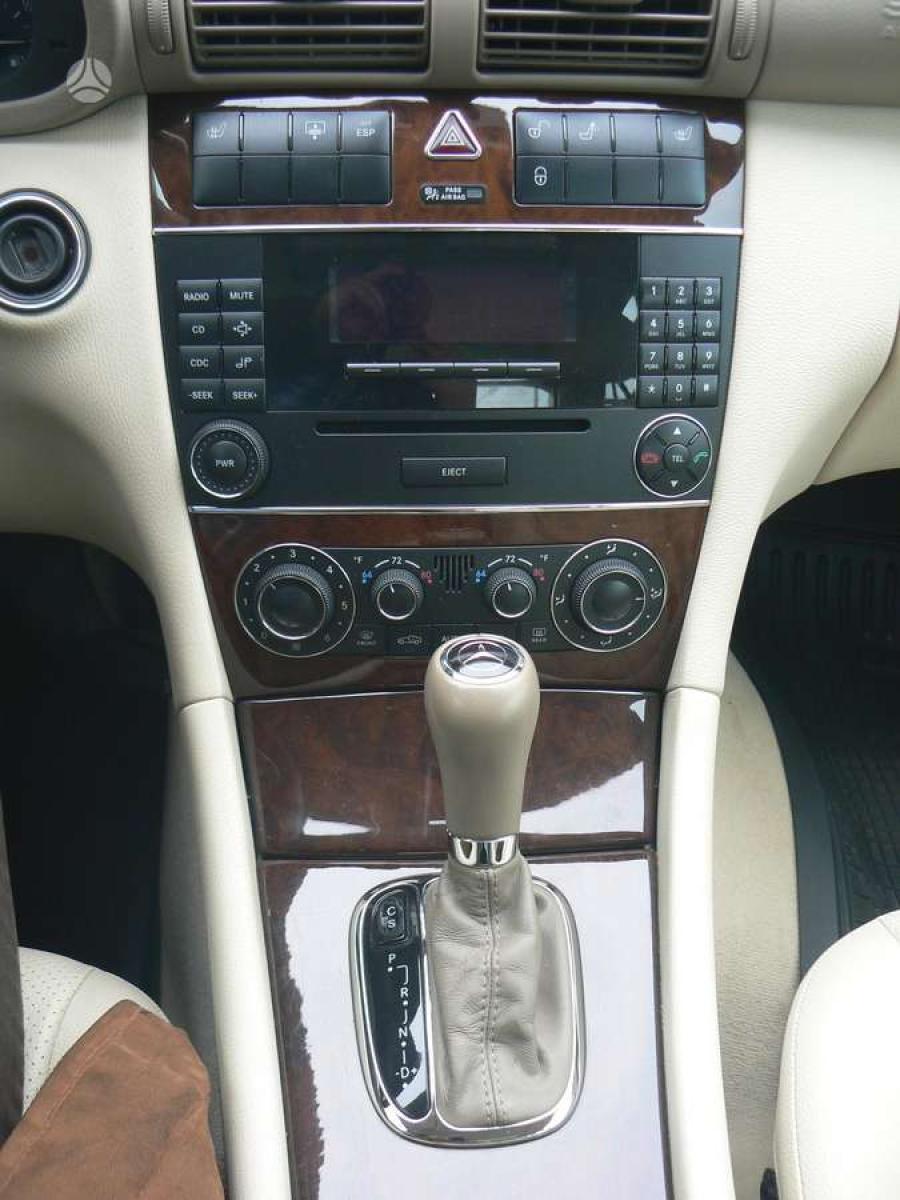 Black Mercedes-Benz c-280 2007 in Vilnius, with an engine capacity of 0.00 L and mileage of 78 thousand km for 5250 €, photo 20 on AUTOMOTO.COM.LV