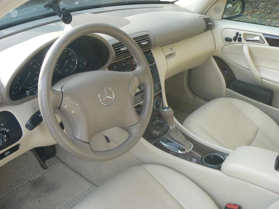 Black Mercedes-Benz c-280 2007 in Vilnius, with an engine capacity of 0.00 L and mileage of 78 thousand km for 5250 €, photo 22 on AUTOMOTO.COM.LV