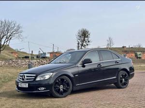 Melns Mercedes-Benz c-280 2007 Klaipėda, ar dzinēja tilpumu 3.00 L un nobraukumu 340 tūkst. km par 5750 €, foto  vietnē AUTOMOTO.COM.LV