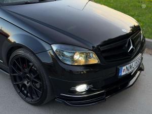 Black Mercedes-Benz c-280 2009 in Kaunas, with an engine capacity of 3.00 L and mileage of 199 thousand km for 6500 €, photo 4 on AUTOMOTO.COM.LV