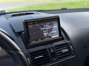Black Mercedes-Benz c-280 2009 in Kaunas, with an engine capacity of 3.00 L and mileage of 199 thousand km for 6500 €, photo 16 on AUTOMOTO.COM.LV