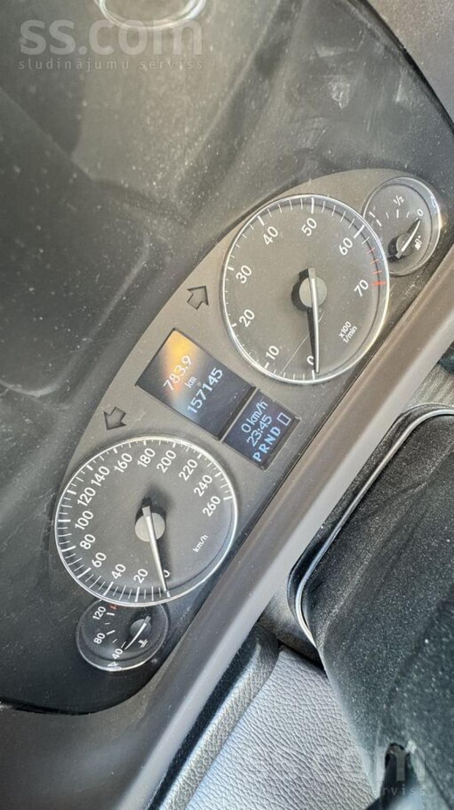 Melns Mercedes-Benz c-280 2006 Rīga, ar dzinēja tilpumu 3.00 L un nobraukumu 158 tūkst. km par 4299 €, foto 5 vietnē AUTOMOTO.COM.LV