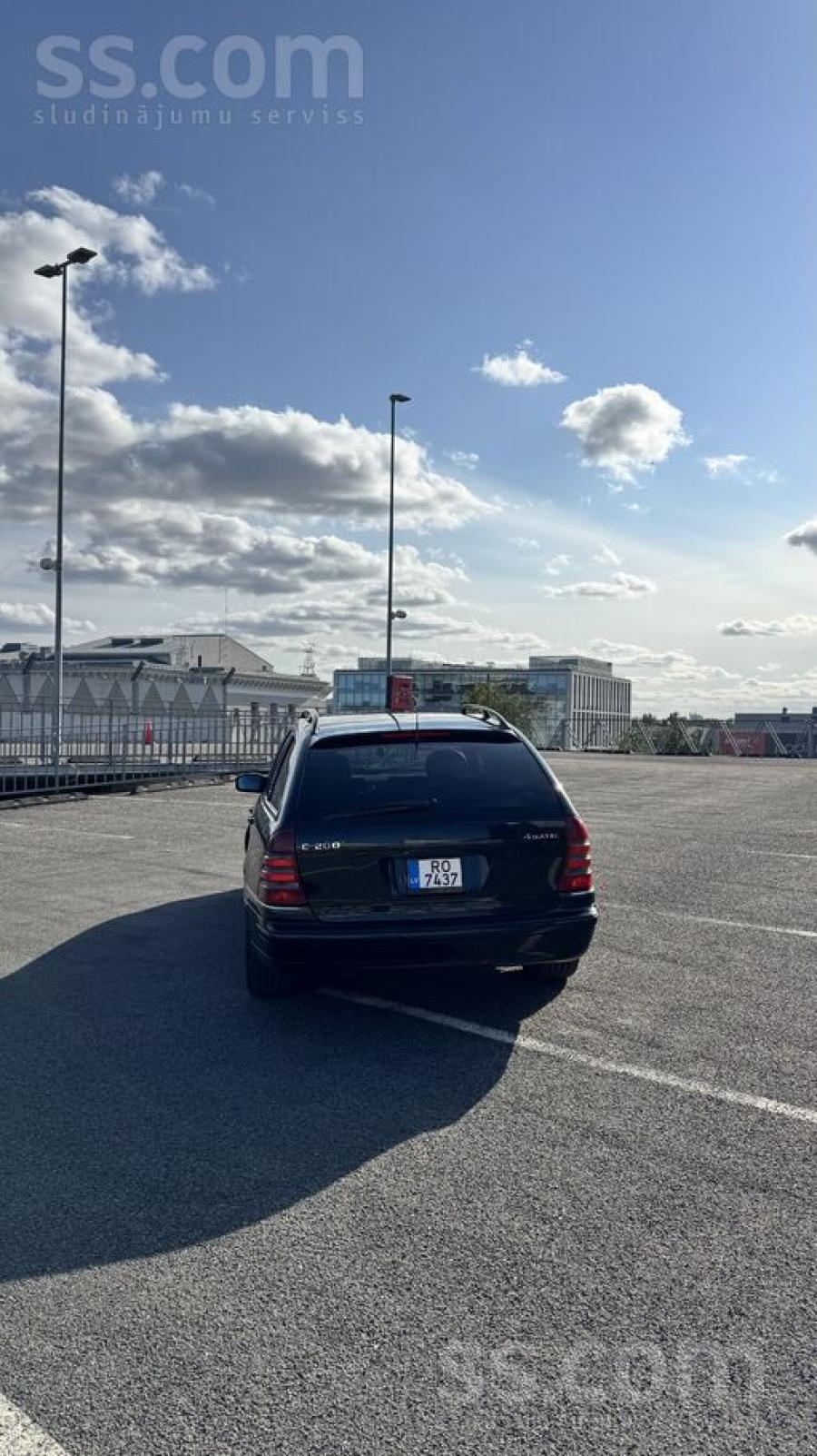 Melns Mercedes-Benz c-280 2006 Rīga, ar dzinēja tilpumu 3.00 L un nobraukumu 158 tūkst. km par 4299 €, foto 9 vietnē AUTOMOTO.COM.LV