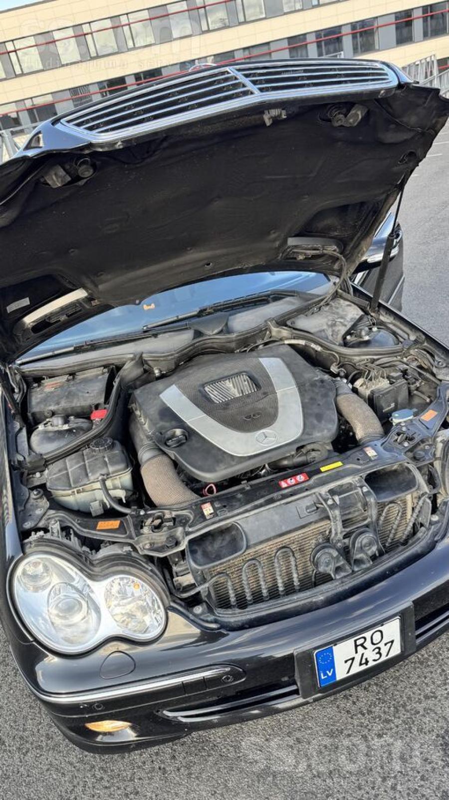 Melns Mercedes-Benz c-280 2006 Rīga, ar dzinēja tilpumu 3.00 L un nobraukumu 158 tūkst. km par 4299 €, foto 11 vietnē AUTOMOTO.COM.LV
