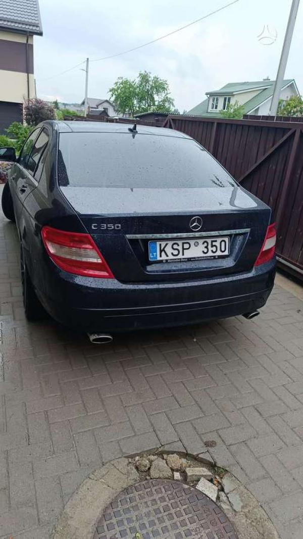 Zils Mercedes-Benz c-280 2006 Viļņa, ar dzinēja tilpumu 3.00 L un nobraukumu 401 tūkst. km par 4250 €, foto 3 vietnē AUTOMOTO.COM.LV