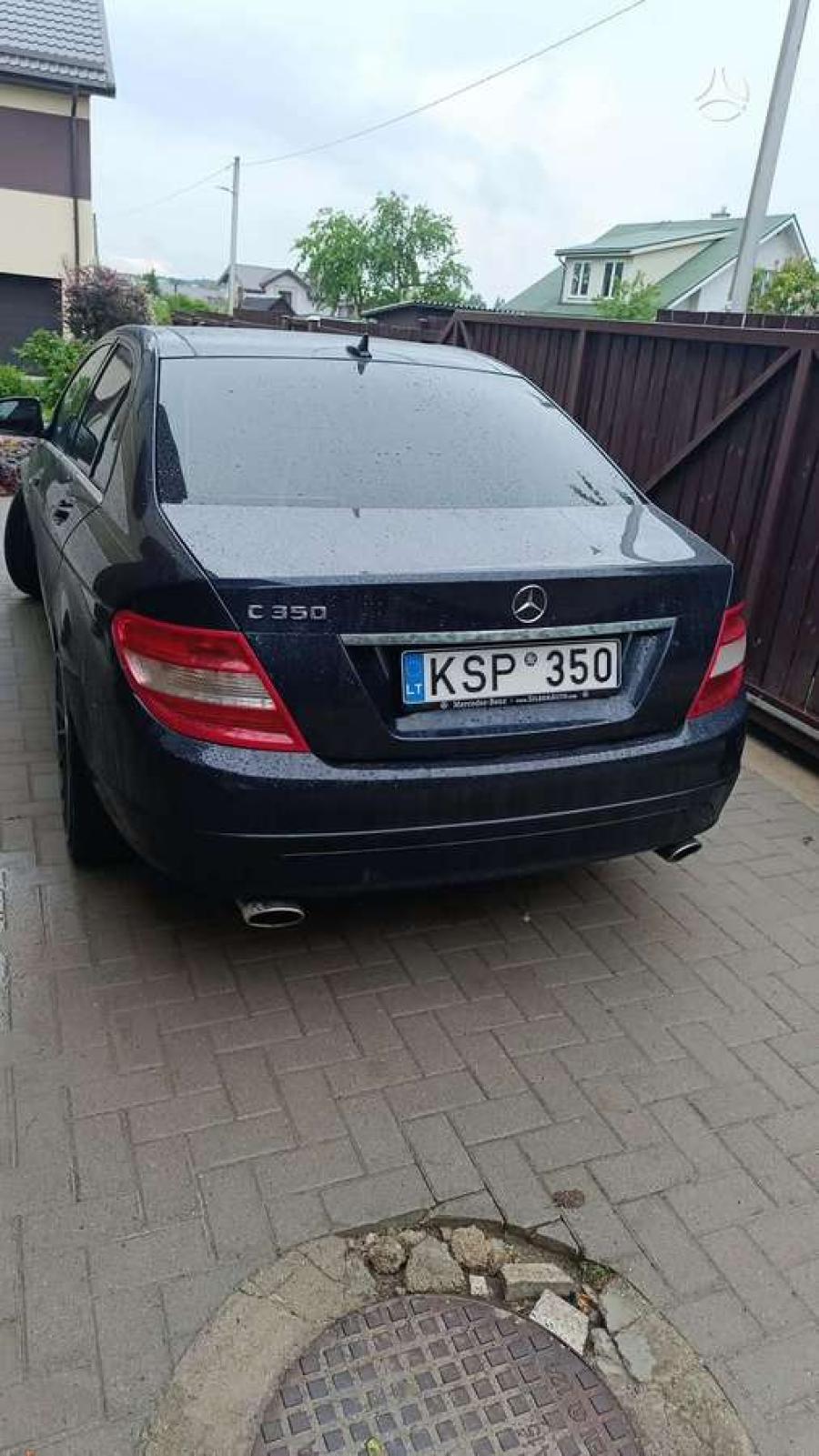 Blue Mercedes-Benz c-280 2006 in Vilnius, with an engine capacity of 3.00 L and mileage of 401 thousand km for 4250 €, photo 3 on AUTOMOTO.COM.LV