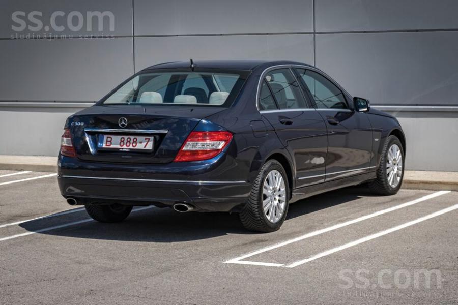 Zils Mercedes-Benz c-280 2010 Rīga, ar dzinēja tilpumu 3.00 L un nobraukumu 137 tūkst. km par 6850 €, foto 5 vietnē AUTOMOTO.COM.LV