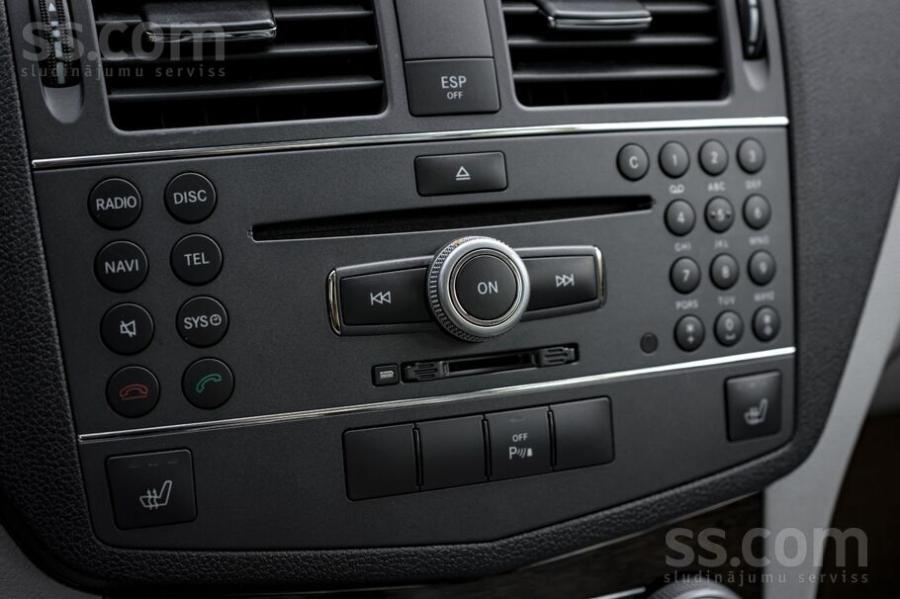 Zils Mercedes-Benz c-280 2010 Rīga, ar dzinēja tilpumu 3.00 L un nobraukumu 137 tūkst. km par 6850 €, foto 25 vietnē AUTOMOTO.COM.LV