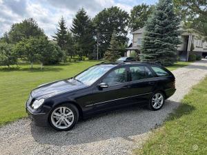 Zils Mercedes-Benz c-280 2006 Kelmė, ar dzinēja tilpumu 3.00 L un nobraukumu 335 tūkst. km par 2950 €, foto 4 vietnē AUTOMOTO.COM.LV