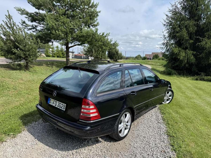 Zils Mercedes-Benz c-280 2006 Kelmė, ar dzinēja tilpumu 3.00 L un nobraukumu 335 tūkst. km par 2950 €, foto 7 vietnē AUTOMOTO.COM.LV