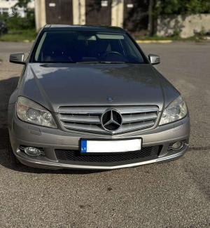 Серый Мерседес Ц 280 2007 в Вильнюс, объемом двигателя 3.00 л и пробегом 373 тыс. км за 5500 €, фото 3 на AUTOMOTO.COM.LV